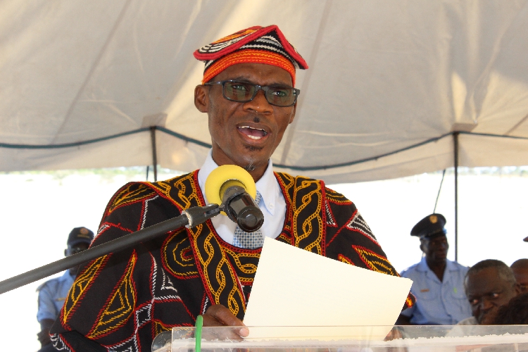 Omusati governor unhappy about resettlement programme - The Namibian